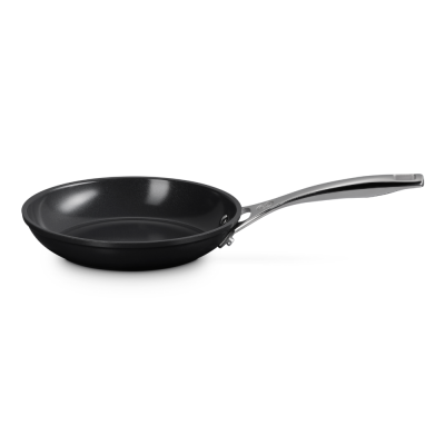 Le Creuset Essential Non-Stick Ceramic Frying Pan (5 Sizes) | NZ
