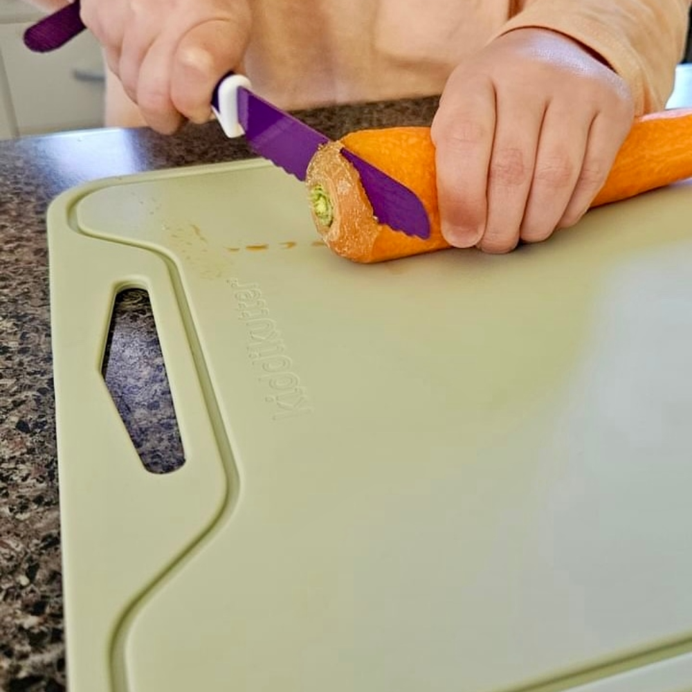 KiddiKutter Silicone Cutting Board | Sage